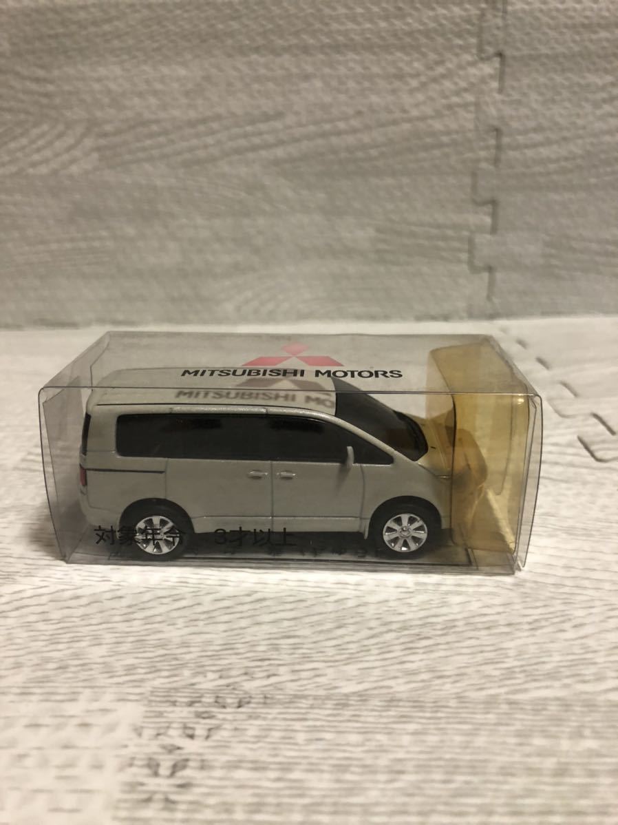 【未使用に近い】1/64 三菱 デリカ DELICA D:5 非売品 カラーサンプル ミニカー ディーラー特注品 ホワイトパールの落札情報詳細 - ヤフオク落札価格検索 オークフリー