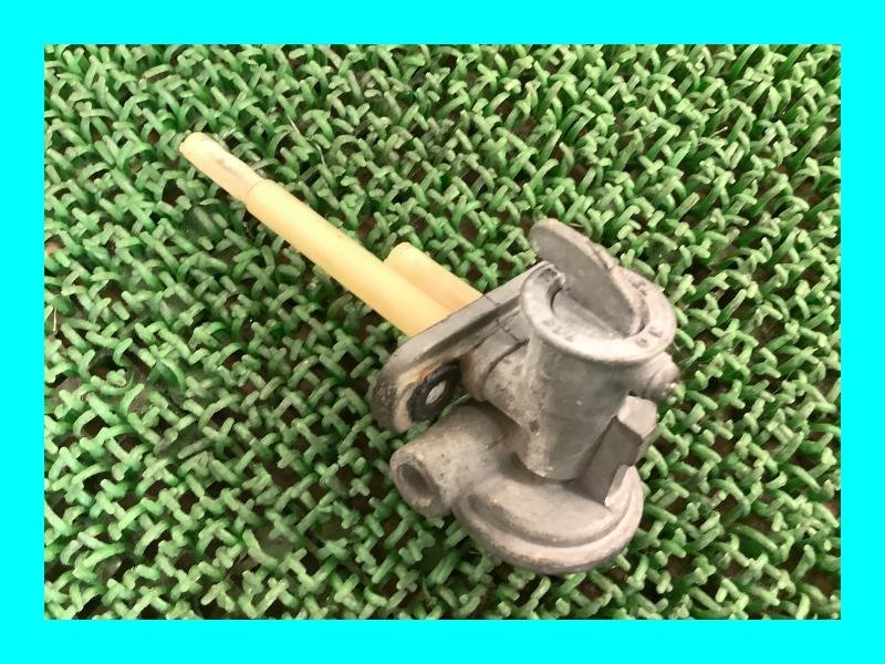 【傷や汚れあり】GSX-R 250 え GJ72A 燃料コック I 必見 (60) S9-1082 MMの落札情報詳細 - Yahoo ...