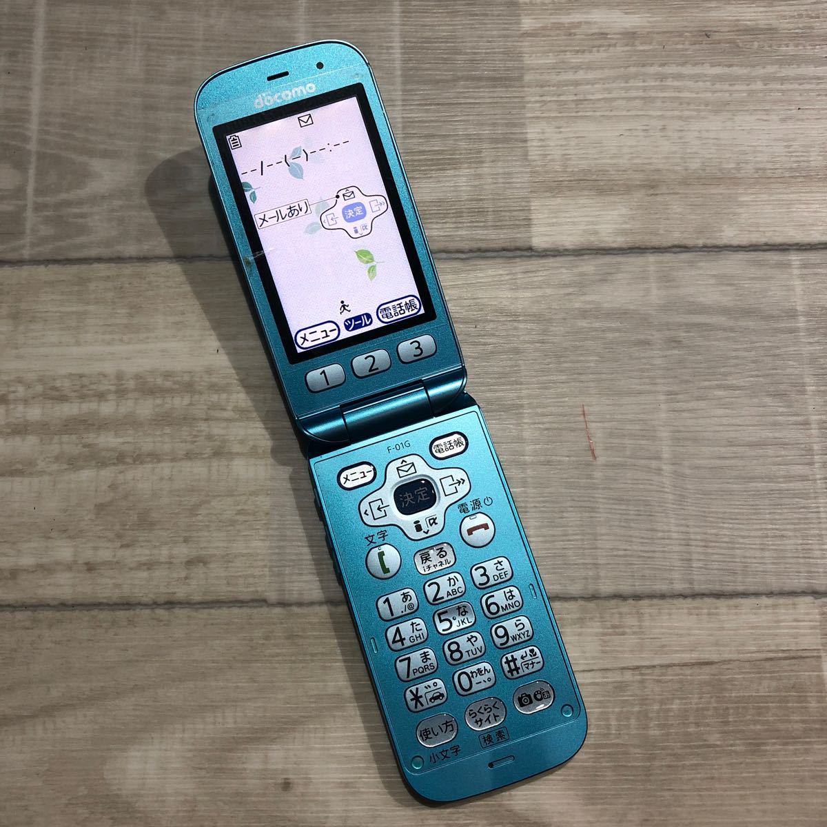 【傷や汚れあり】docomo ドコモ FUJITSU 富士通 F-01G FOMA らくらくホン ガラケー かんたん携帯 利用制限 携帯電話 青 ブルーの落札情報詳細 - ヤフオク落札価格検索 ...