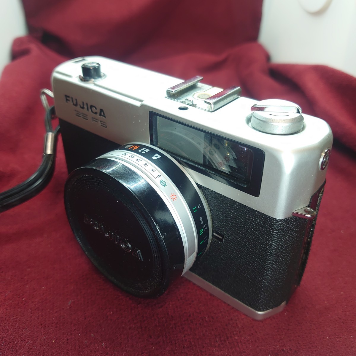 【やや傷や汚れあり】Q27【シャッターOK】FUJICA 35FS Hi-FLASH コンパクトフィルムカメラ フジカ ハイフラッシュ ...