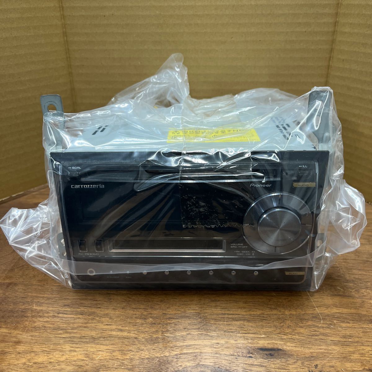 【傷や汚れあり】M-1011★60サイズ carrozzeria カロッツェリア MD/CD/チューナー・WMA/MP3/AAC/WAV対応メインユニット FH-P530MD-B 現状品 ...