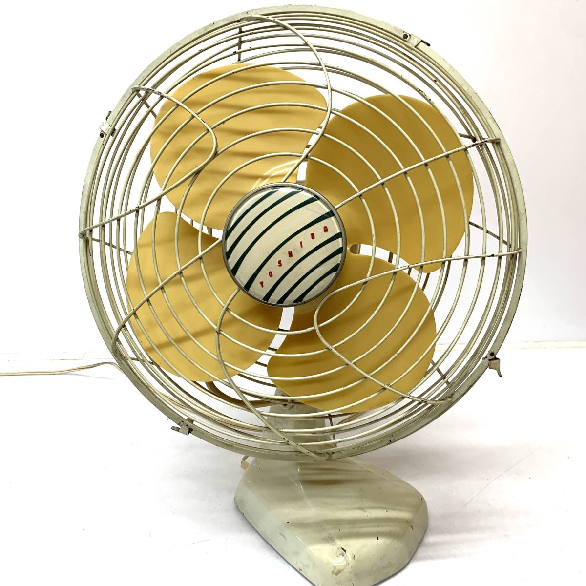 【傷や汚れあり】S TOSHIBA 東芝 扇風機 A.C.ELECTRIC FAN エレクトリックファン 4枚羽 30cm 昭和レトロ 黄色 ...