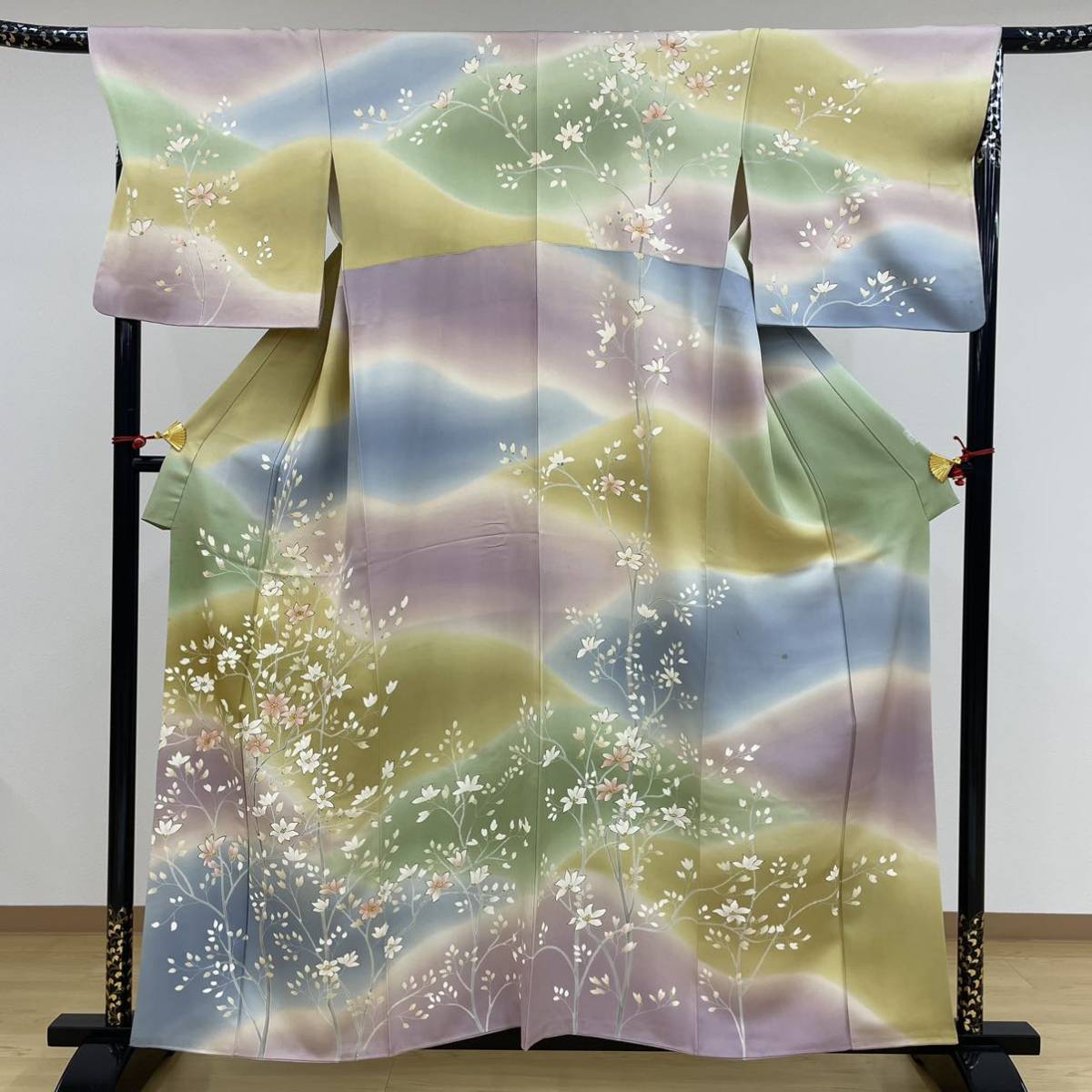 【傷や汚れあり】[679] 極上 千總謹製 訪問着 暈し染め 染め分け 刺繍 落款有の落札情報詳細 - ヤフオク落札価格検索 オークフリー