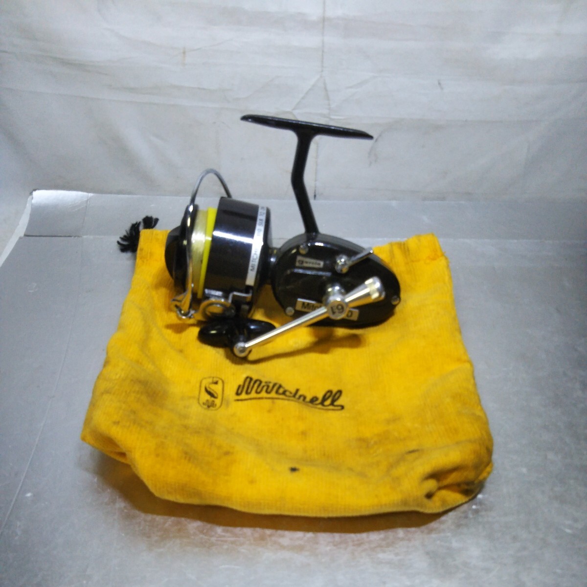 【傷や汚れあり】送料無料(4M1192)オールド ミッチェル MITCHELL 810 ヴィンテージ スピニングリールの落札情報詳細 - ヤフオク落札価格検索 オークフリー
