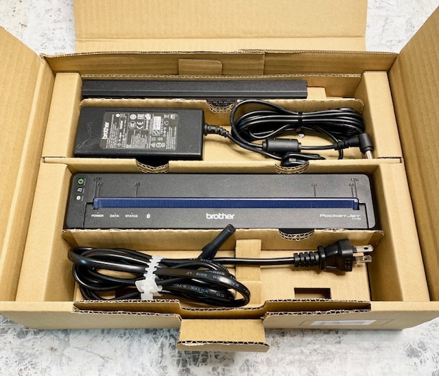 【やや傷や汚れあり】212//brother PocketJet PJ-763 サーマルタイプ A4対応小型感熱モバイルプリンター ...