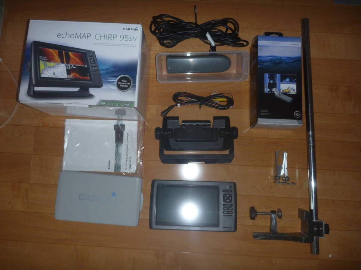 【目立った傷や汚れなし】GARMIN ガーミン エコマップ echoMAPCHIRP 95sv 9インチ魚探 振動子 GT41-TM ...