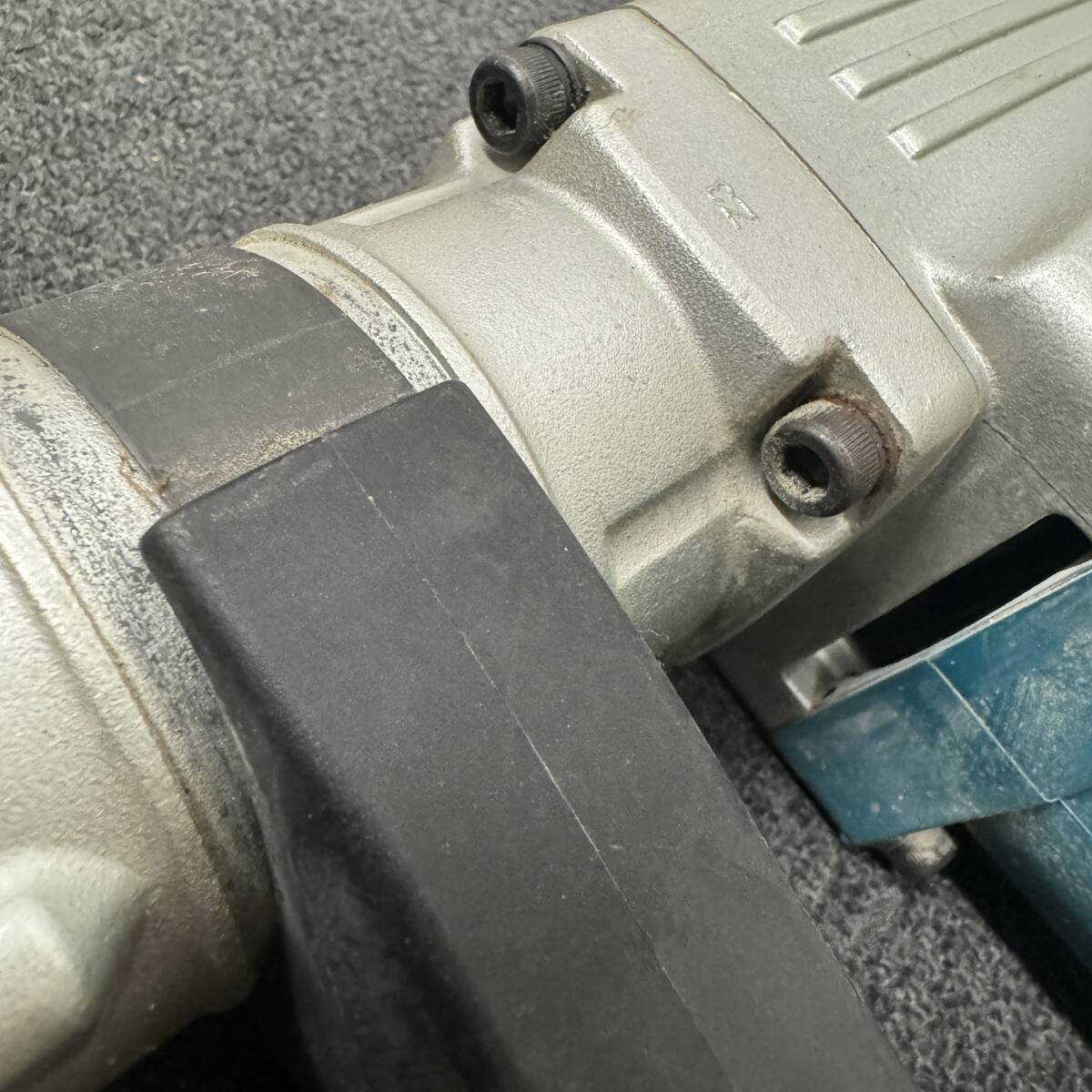 【傷や汚れあり】91658 makita マキタ 電動ハンマ HM0830 工具 六角シャンク 通電確認 中古 現状品の落札情報詳細 ...