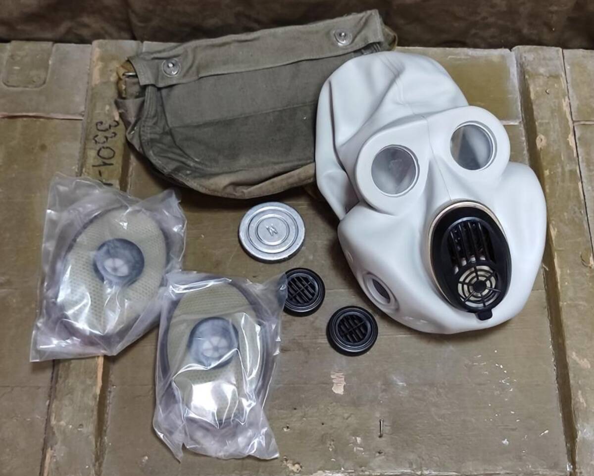 【未使用】【本物 実物】ソビエト軍 ソ連 ソ連製 VDV空挺部隊 ガスマスク EO-19 PBF ハムスター ガスマスクフルセット ホワイト ...