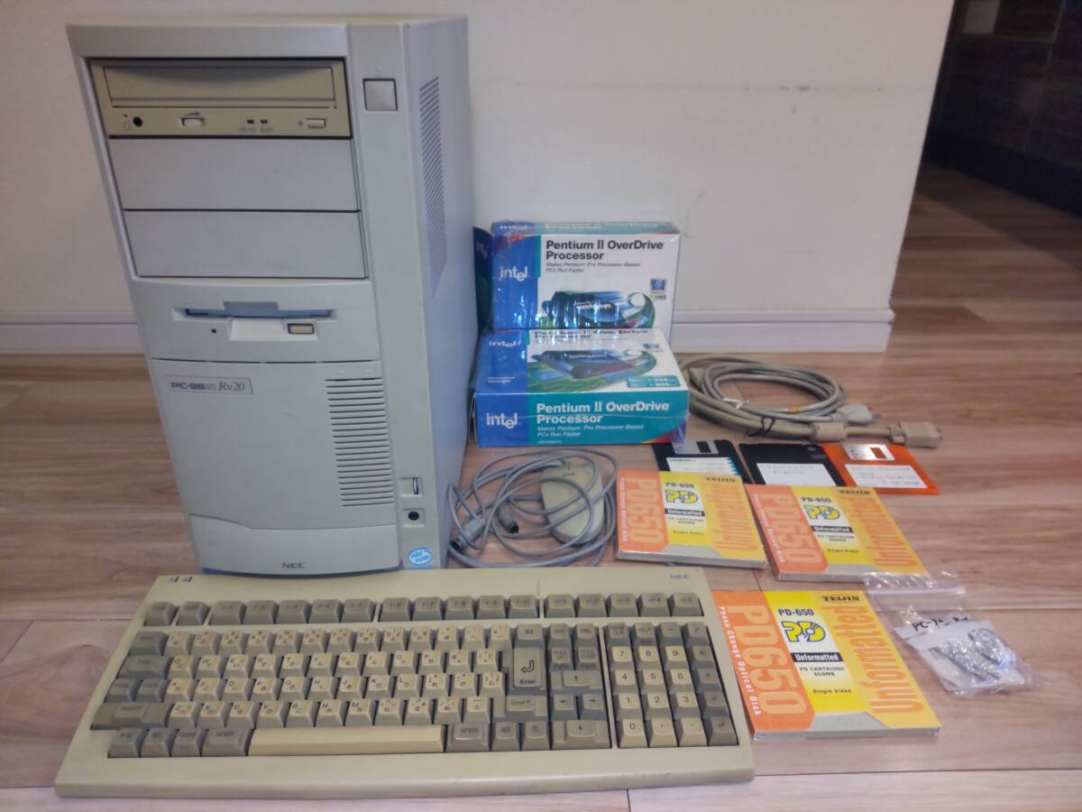 【傷や汚れあり】【ジャンク・Junk】NEC PC-9821Rv20, CPU:Pentium II ODP 333MHz×2，メモリ ...