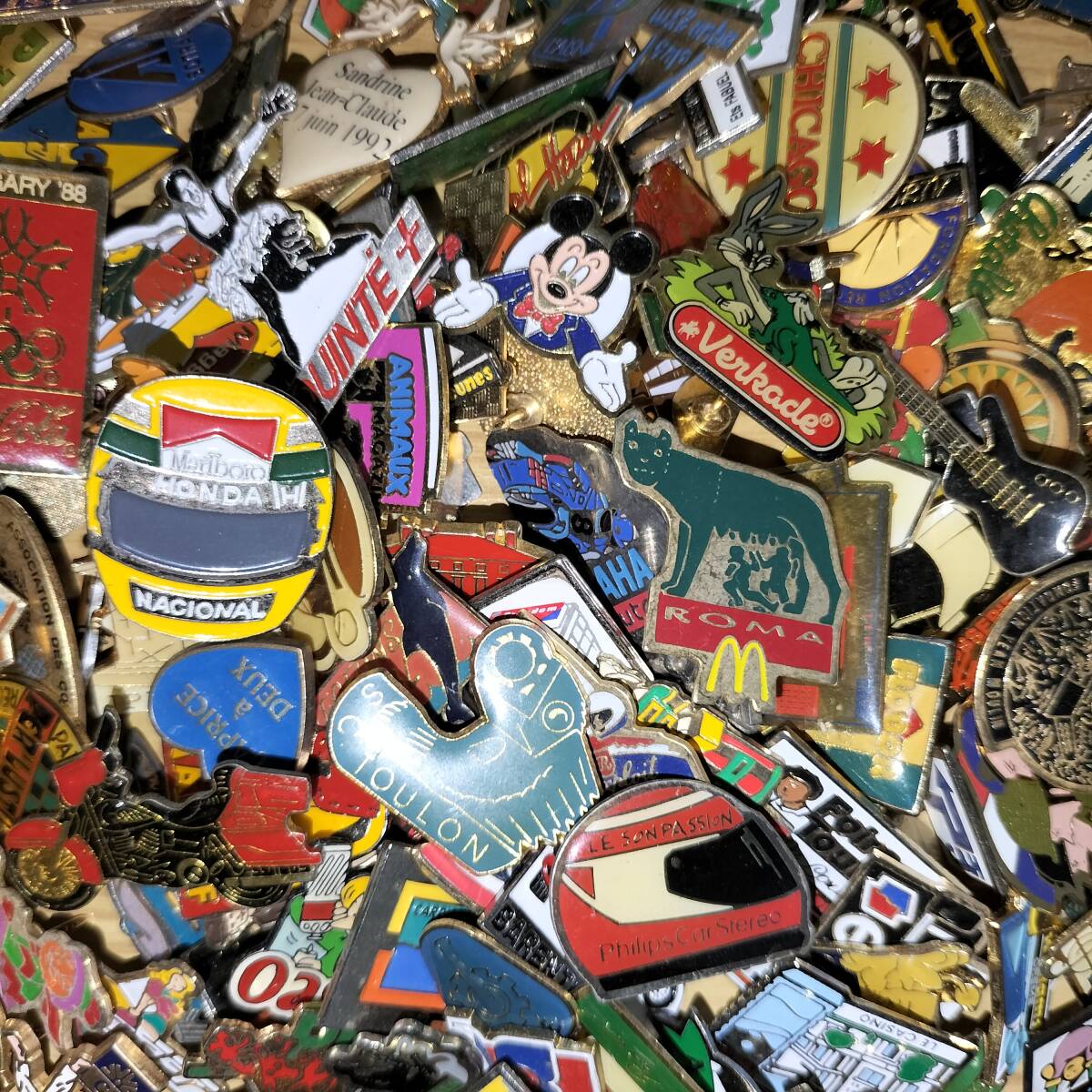 【やや傷や汚れあり】ピンバッジ 200個セット フランス雑貨 まとめ売り まとめて 大量 ピンズ ヴィンテージ ピンバッチ F3-200-0704-1 コカ コーラ マクドナルドの落札情報詳細 ...