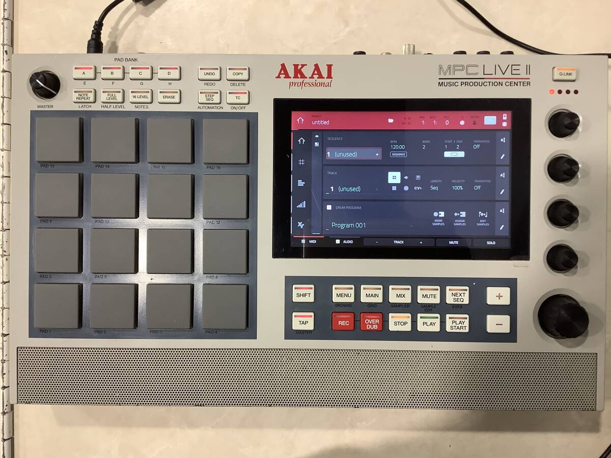 【やや傷や汚れあり】1円〜 通常動作確認済 AKAI professional MPC Live II Retro Edition 限定カラー ...