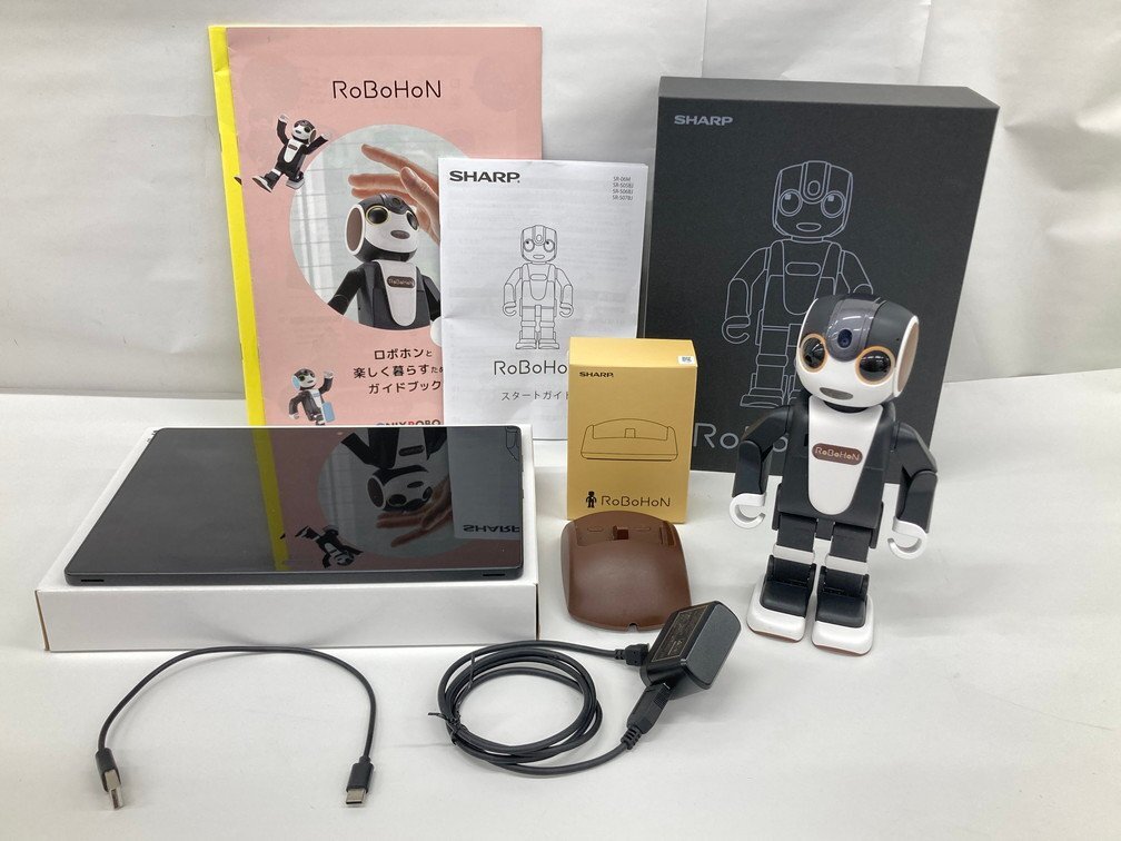 【やや傷や汚れあり】【美品】送料無料 RoBoHoN SHARP ロボホン SR-04M-Y 本体＋ROBO-UNI 公式服 + 卓上ホルダー + 箱付き Wi-Fi シャープ モバイル型 ...