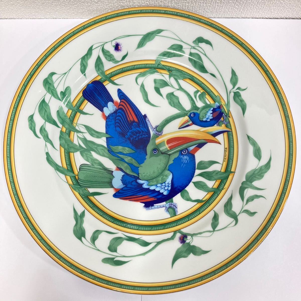 【目立った傷や汚れなし】TE★1円〜 保管品 美品HERMES エルメス Toucans トゥカン 鳥 モチーフ 大皿 ブランド 食器 直径約27cm お皿 プレートの落札情報詳細 ...