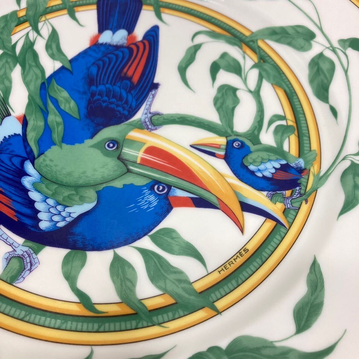 【目立った傷や汚れなし】TE★1円〜 保管品 美品HERMES エルメス Toucans トゥカン 鳥 モチーフ 大皿 ブランド 食器 直径約27cm お皿 プレートの落札情報詳細 ...
