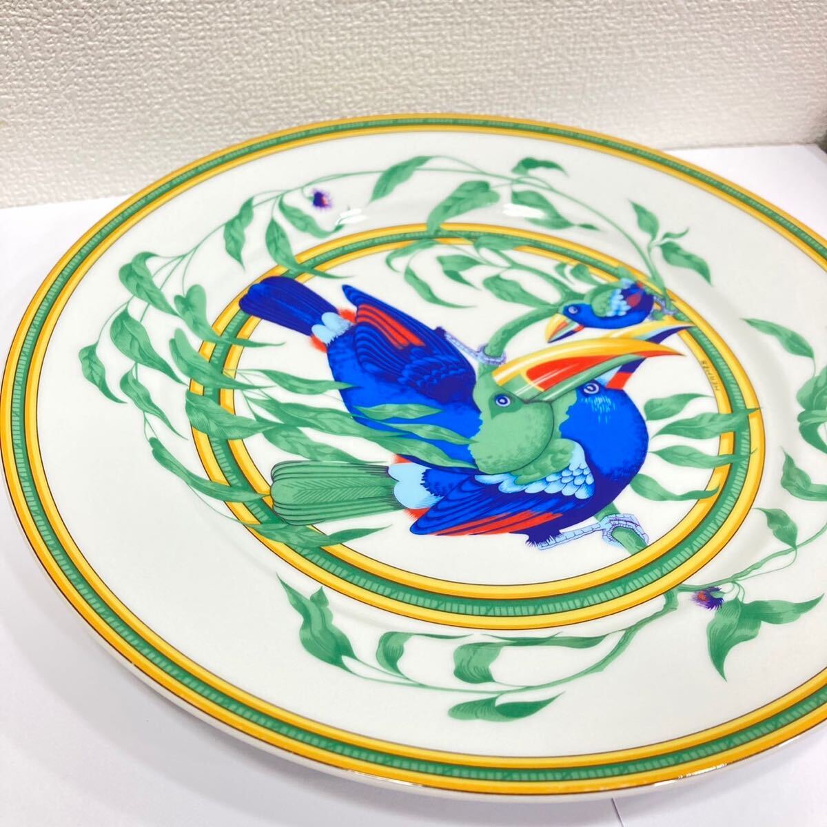 【目立った傷や汚れなし】TE★1円〜 保管品 美品HERMES エルメス Toucans トゥカン 鳥 モチーフ 大皿 ブランド 食器 直径約27cm お皿 プレートの落札情報詳細 ...