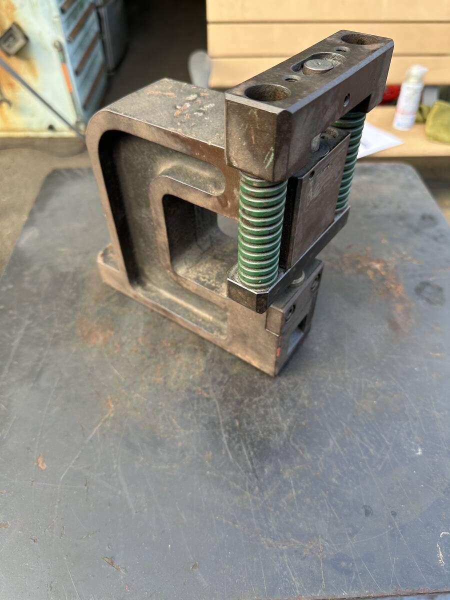 【やや傷や汚れあり】AMADA アマダ アイアンワーカー 切断機 IW-30の落札情報詳細 - Yahoo!オークション落札価格検索 オークフリー