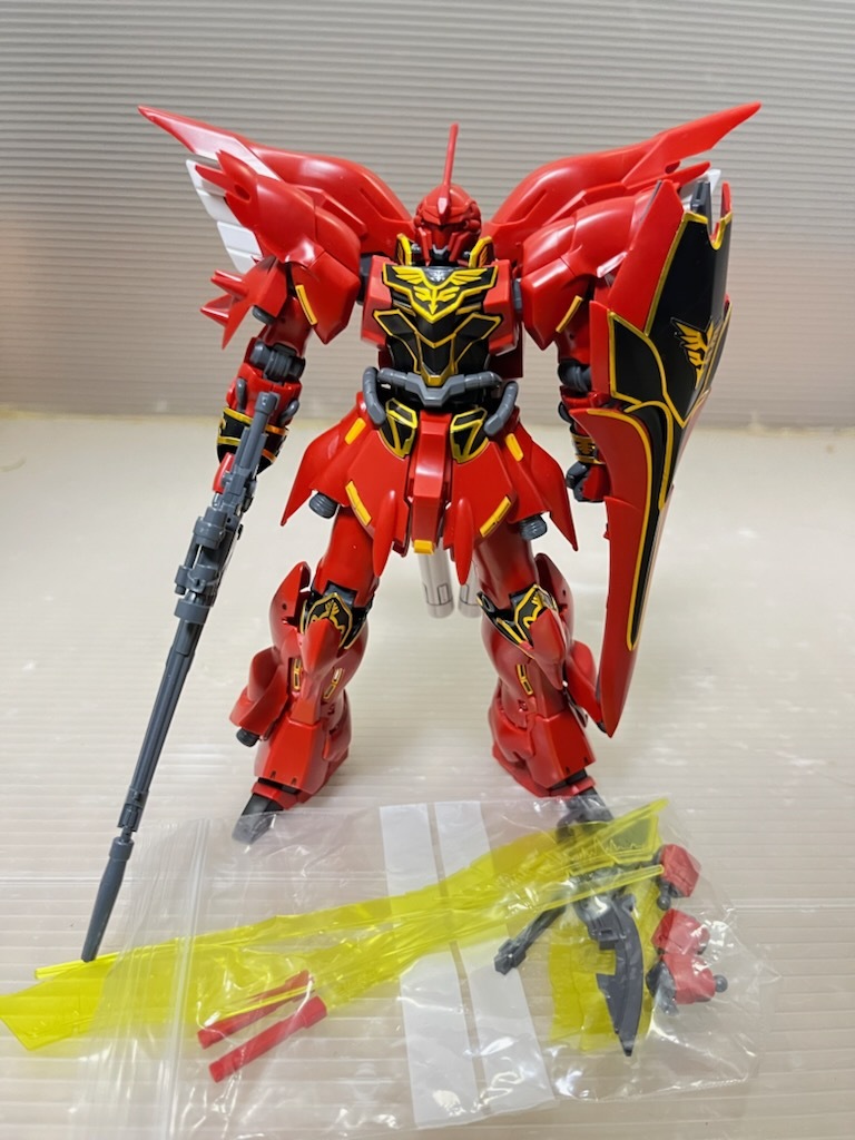 【やや傷や汚れあり】ガンプラ 機動戦士ガンダムUC HG HGUC 1/144 HGUC MSN-06S シナンジュ 完成品の落札情報詳細 - Yahoo!オークション落札価格検索 オークフリー