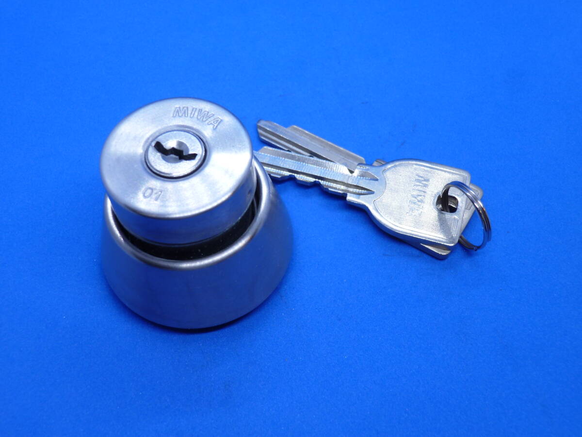 【やや傷や汚れあり】MIWA シリンダー錠 LA DA 交換用キーシリンダー1個 U9 オリジナルキー2本 ステンレスヘアーライン 管理番号1203の落札情報詳細 - Yahoo!オークション ...