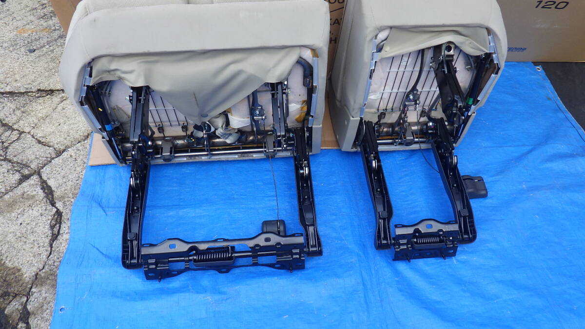 【やや傷や汚れあり】7人乗り エスティマ ACR50W 55W 純正 3列目 リア シート サードシート 左右 ベージュ色 布 管K1208の落札情報詳細 - Yahoo!オークション落札価格 ...