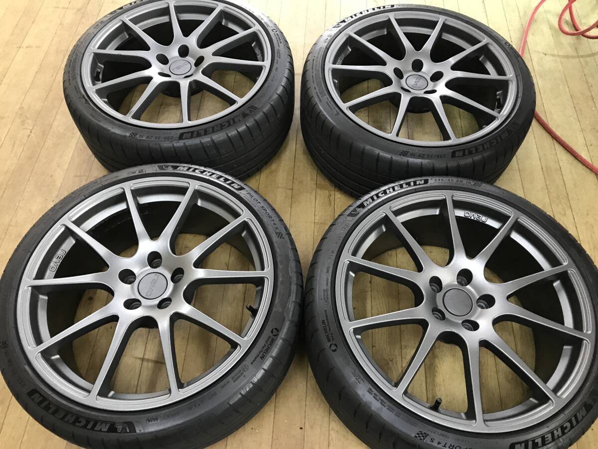 【傷や汚れあり】希少 軽量 アルミ1本10KG revo RV019 ミシュラン PS4S 235/35R19 PCD112-5穴 8.5J ...
