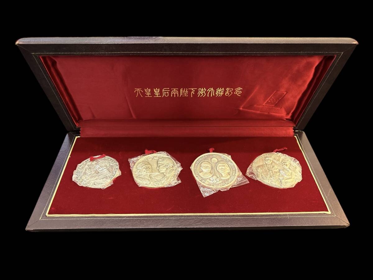 【未使用に近い】Y146 天皇皇后両陛下御外遊記念/純銀メダル/1971年/ケース箱付 メダル重量合計590g（カタログ値）の落札情報詳細 - Yahoo!オークション落札価格検索 オークフリー