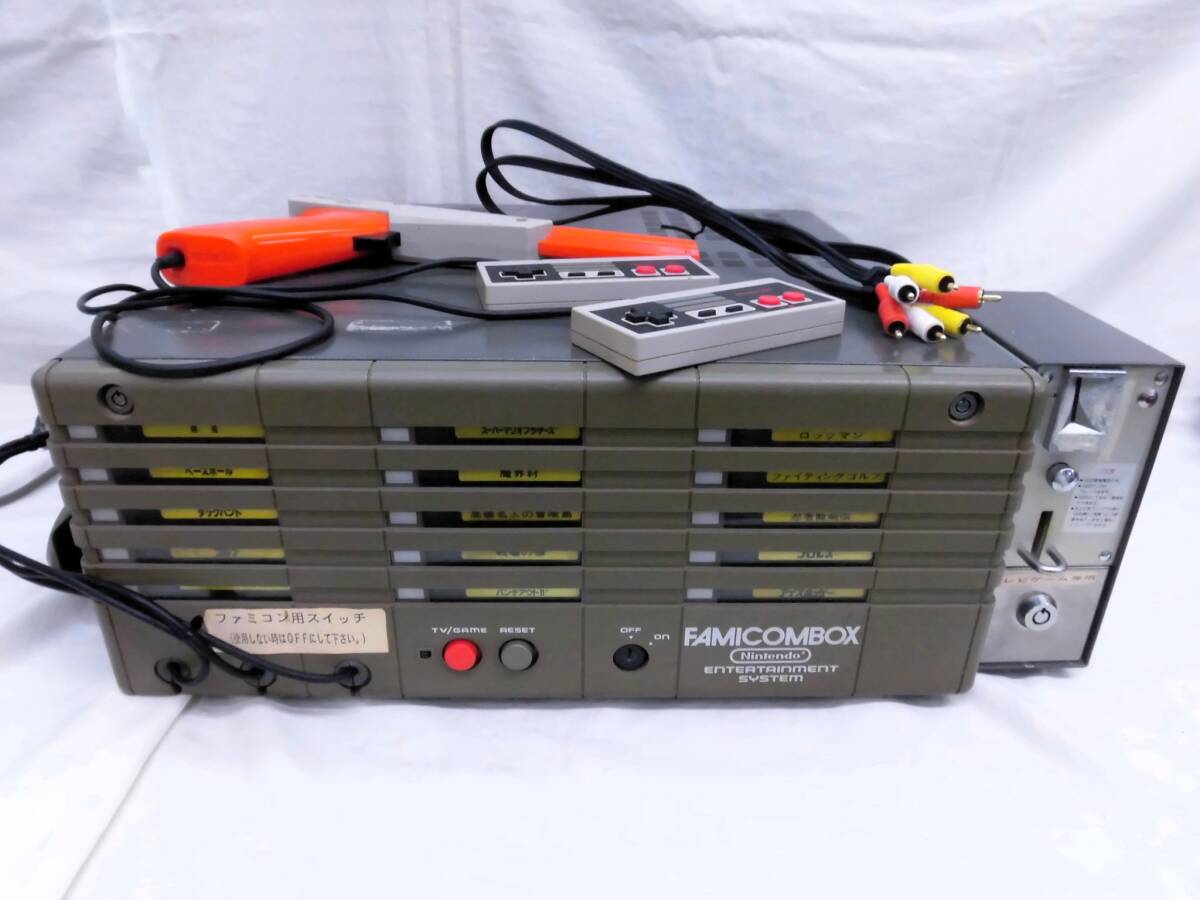 【傷や汚れあり】ジャンク Famicombox Sss Cds Nintendo ファミコンボックス 任天堂 ゲームソフト15本収納済みの落札 7489