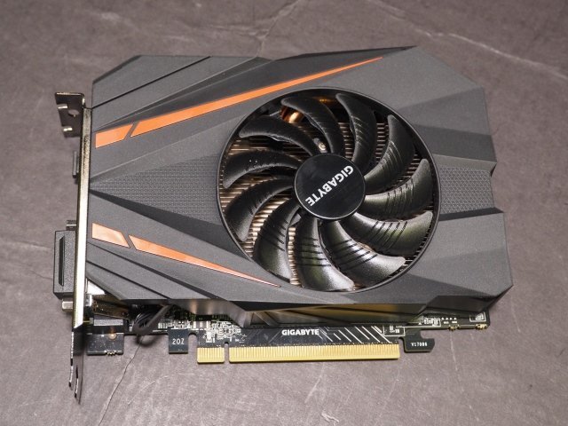【やや傷や汚れあり】D265 GIGABYTE GPU GV-N1080IX-8GD GeForce GTX1080 Mini ITX 8G ...