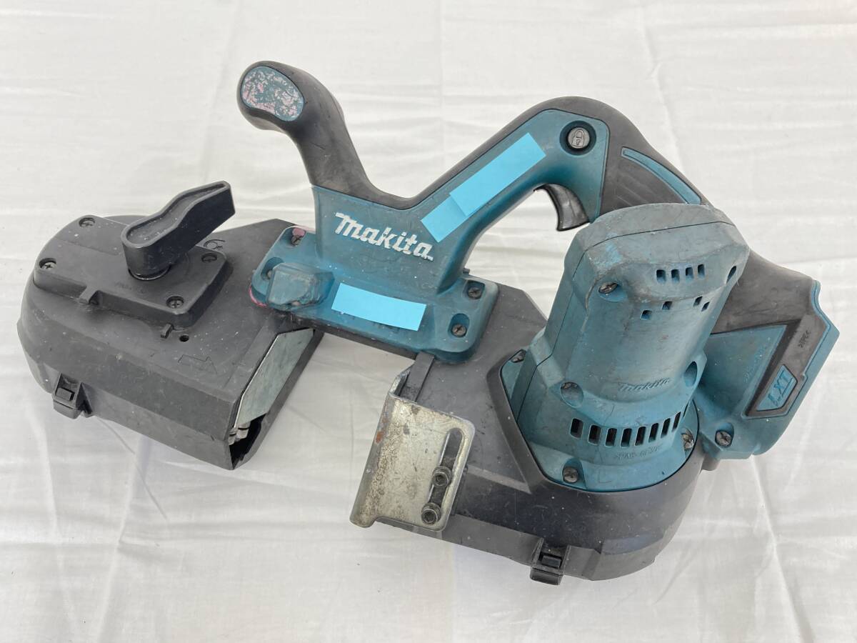 【傷や汚れあり】makita PB181D 64㎜ 充電式ポータブルバンドソー 18V マキタ バッテリー無し 本体のみ 鉄工用 切断機 通電 ...