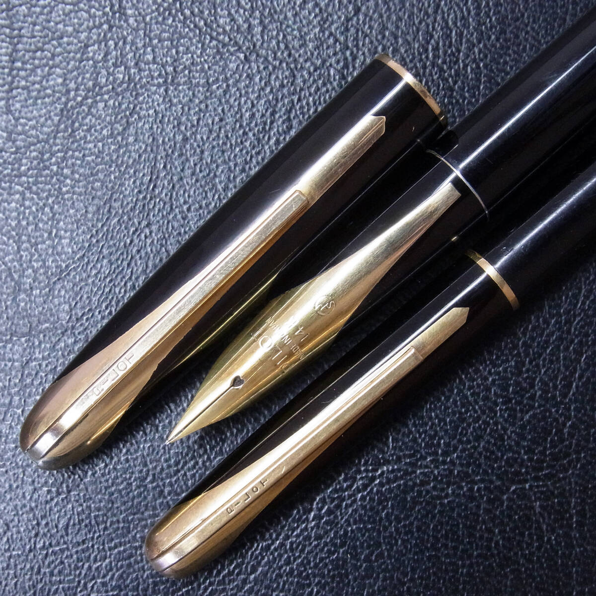 【未使用保存品】PILOT SUPER200 E ペン先14金 ゴールドブラック 万年筆の落札情報詳細 - Yahoo!オークション落札価格検索 オークフリー