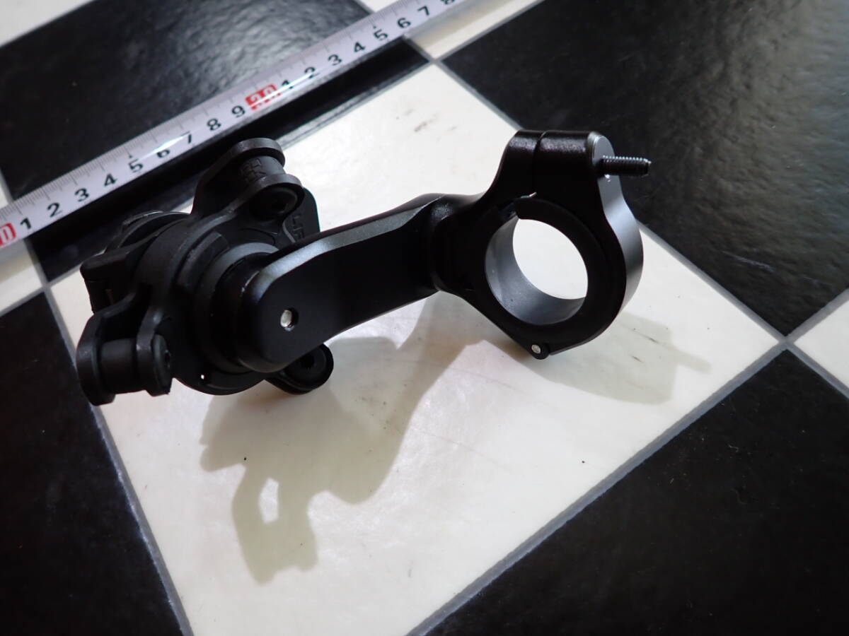 【全体的に状態が悪い】QUAD LOCK クアッド ロック 汎用 スマホ ナビ ホルダー クランプ 携帯 ツーリング アダプタ Z900 ...