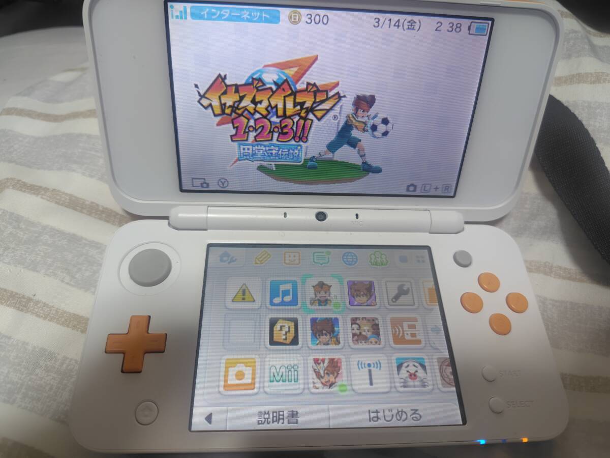 【やや傷や汚れあり】【希少】New2DSLLホワイト×オレンジ 本体のみ イナズマイレブン3DS4作品のダウンロード版ソフト付き 一部 ...