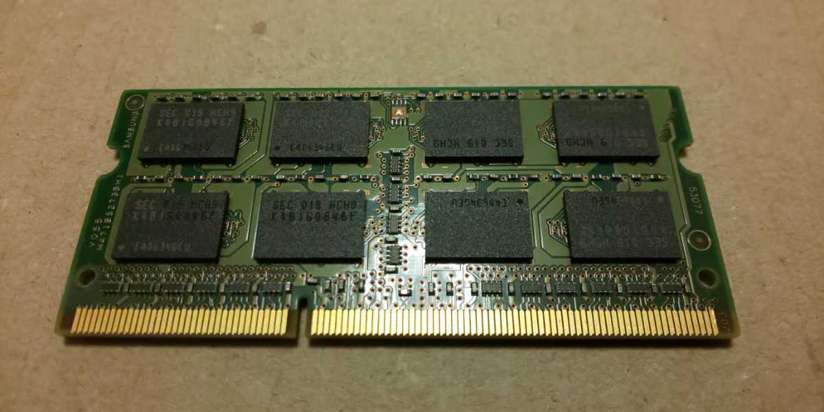 SAMSUNGチップ 2GB PC3-10700(PC3-10600S) 1枚 動作品の落札情報詳細 - ヤフオク落札価格検索 オークフリー