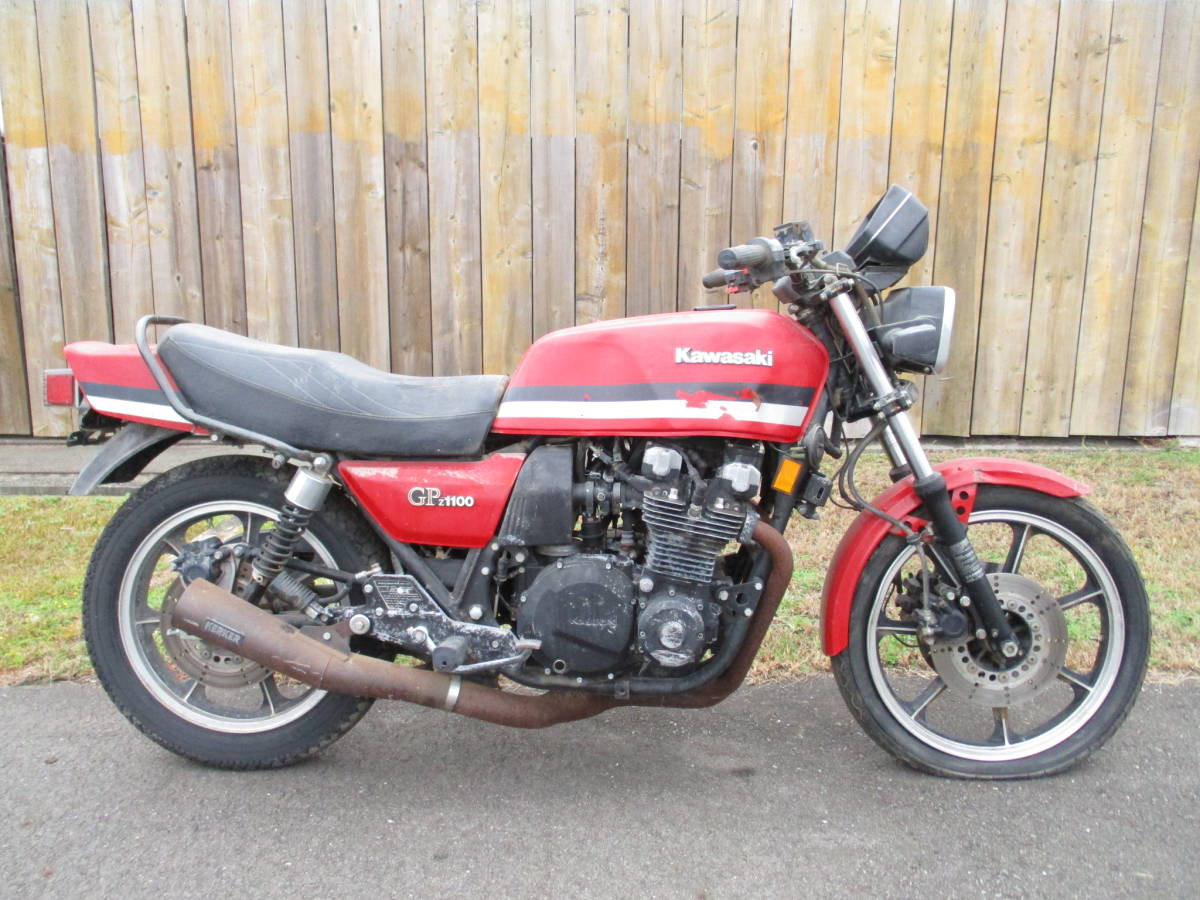 Z1000J ハンドルポストカバ－Kawasakiエンブレム Z1100GP B1 Z1000R1