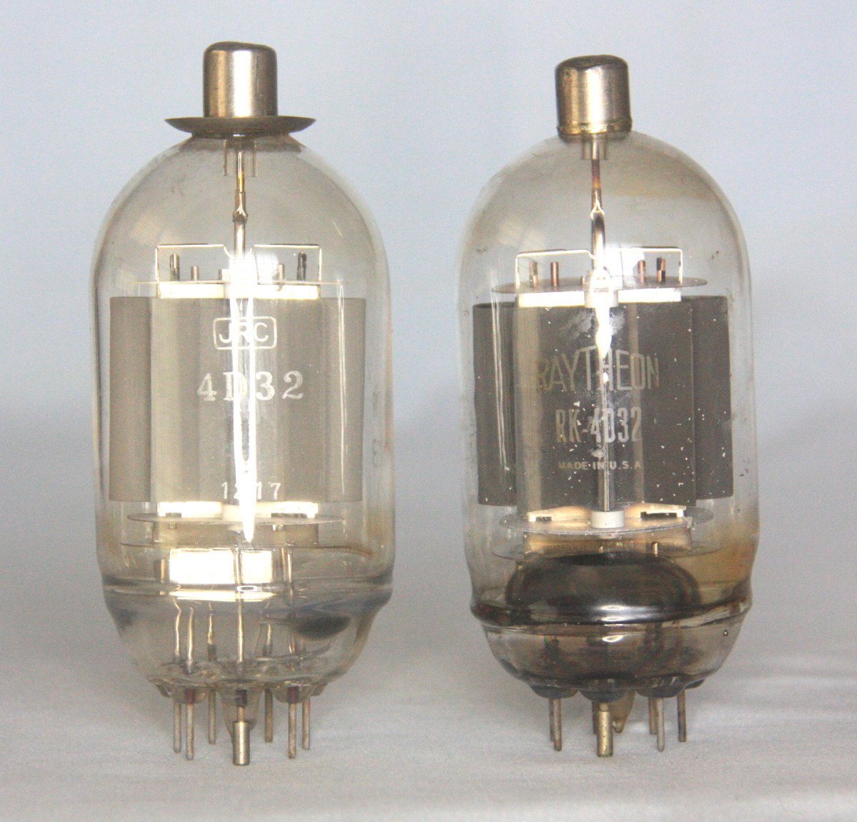 【新品】4D32 ビームパワー 送信管 RAYTHEON PK-4D32 & JRC-4D32 2本 未使用新品 真空管 HF帯 出力管 送信 ...