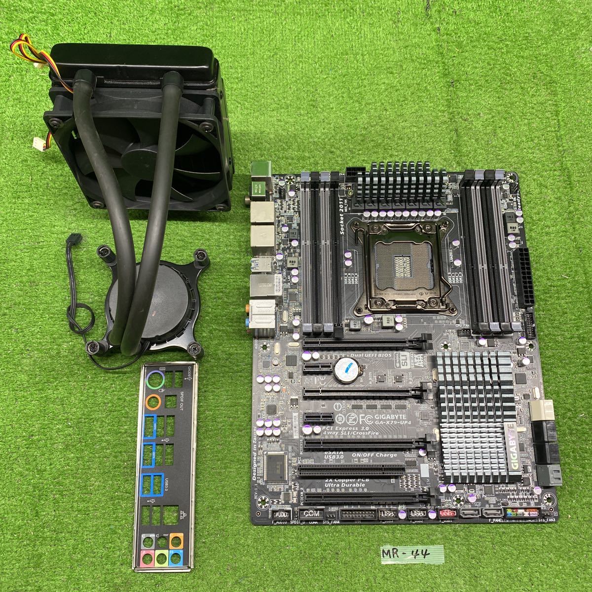 MR-44 激安 マザーボード GIGABYTE GA-X79-UP4 LGA2011 BIOS立ち上がり確認済み ジャンクの落札情報詳細 ...