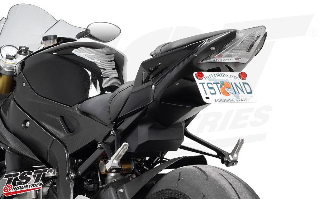 【未使用】TST Industries BMW S1000RR (09-18) 可倒式 フェンダーレスキット クローズオフプレート LED ...