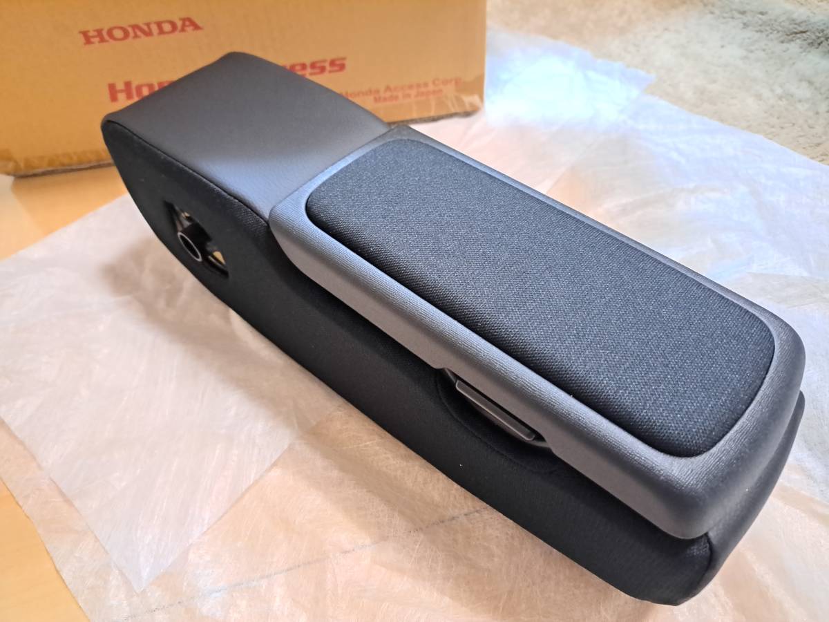 【未使用】★☆JF1 JF2 純正オプション N-BOX アームレストコンソール 合皮ブラック 未使用品!アタッチメント付! 売り切り!!★☆ ...