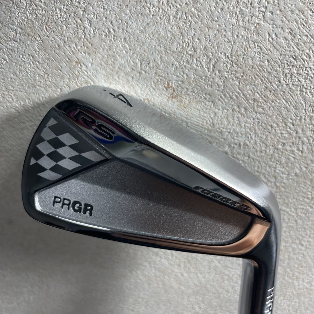 【未使用に近い】★超美品単品4番アイアン★ PRGR RS FORGED 2016 #4 N.S.PRO 095 SS III FOR PRGR M-43 Sフレックス スペックスチール の ...