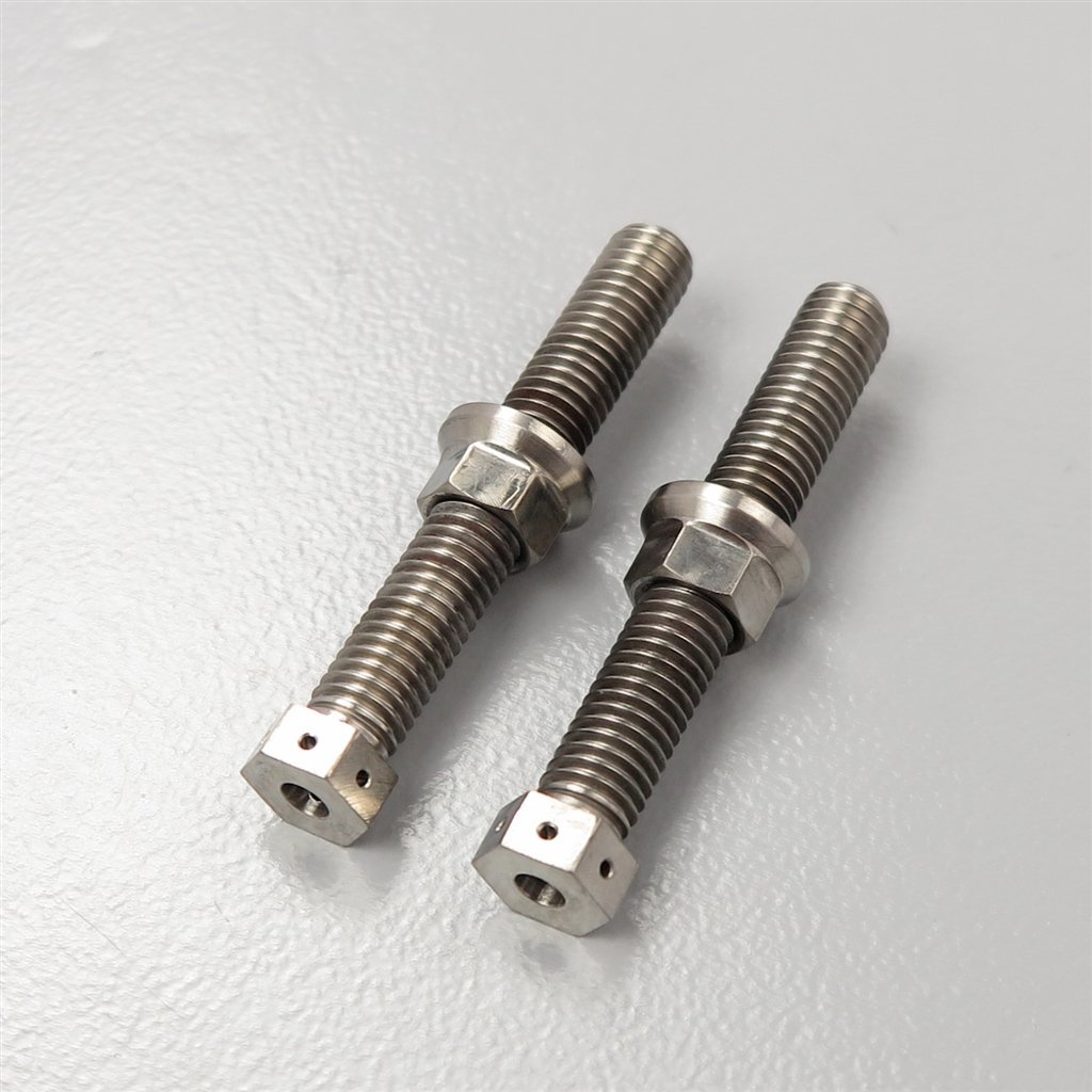 【未使用】130-F BMW S1000Rシリーズチタン合金チェーンアジャスターボルト&ナット! パーツナンバー33177720099 ...