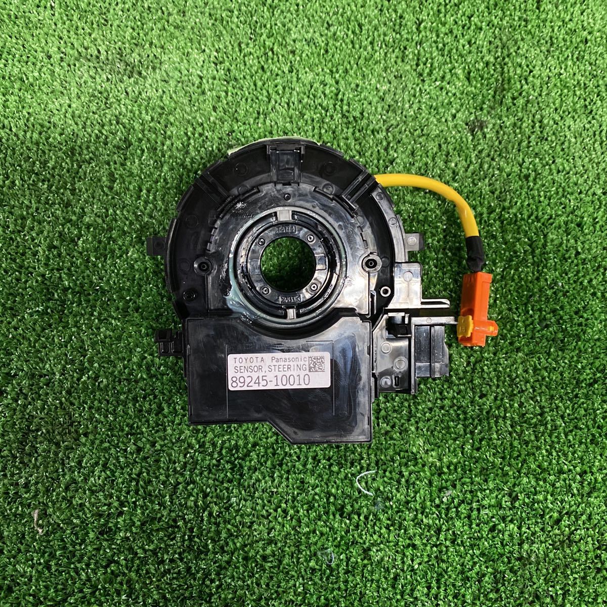 【未使用に近い】新車外し品 トヨタ純正 ZVW50 ZVW51 ZVW55 50 プリウス 89245-47010 舵角センサー ステアリング ...