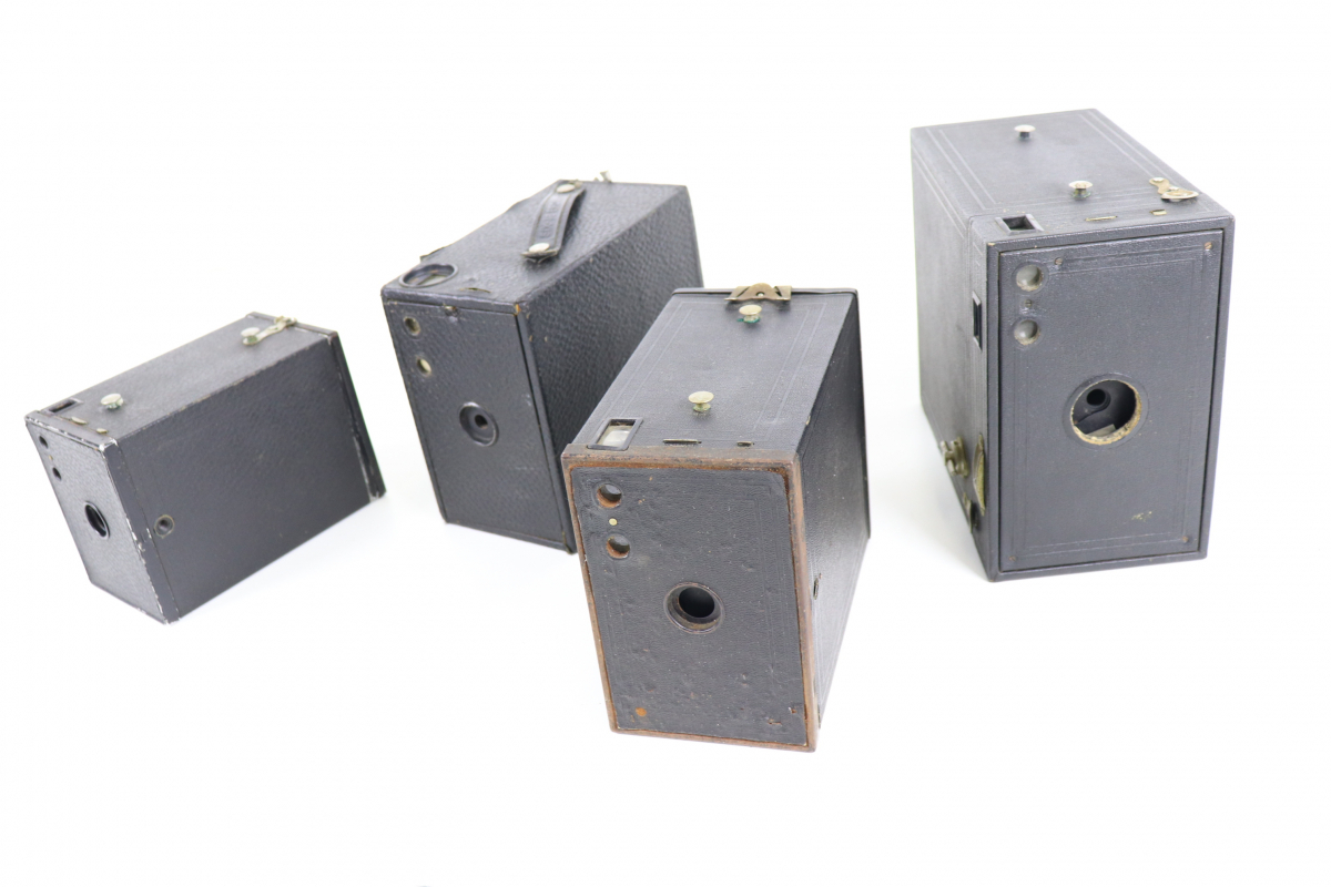 【やや傷や汚れあり】ボックスカメラ 4点 まとめ SENECA CAMERA BOX SCOUT No 2 A / KODAK BROWNIE ...