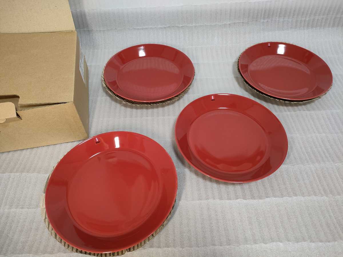 【未使用】☆新品 iittala TEEMA Red 21cmプレート 4枚セット ホリデー クリスマス 皿 イッタラ ティーマ レッド☆の ...