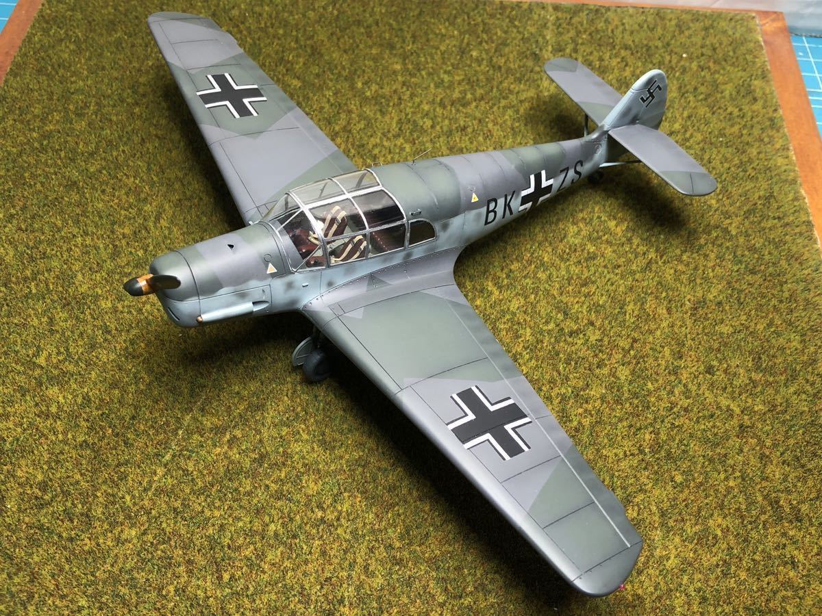 【目立った傷や汚れなし】完成品 1/48 エデュアルドBFW Bf108タイフーンの落札情報詳細 - Yahoo!オークション落札価格検索 ...