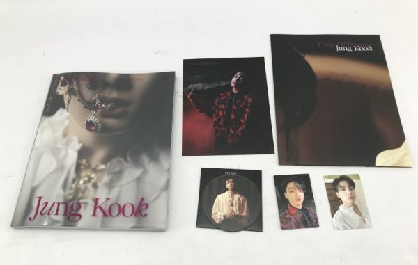 【傷や汚れあり】#7/KA807 BTS Special 8 Photo-Folio Me Myself Jung Kook Time Difference 写真集の落札情報詳細 ...