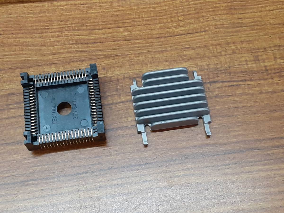 【未使用】68P LCC Socket 10個とヒートシンク10個 のセット未使用品 5セット有の落札情報詳細 - ヤフオク落札価格検索 オークフリー