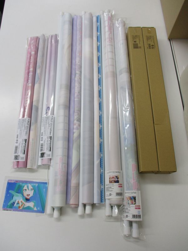 【傷や汚れあり】#w27【梱140】KADOKAWA ラブライブ！スーパースター Liella! サンシャイン!! Aqours すみれ 善子＆花丸 他 ポスター タペストリー セットの落札 ...