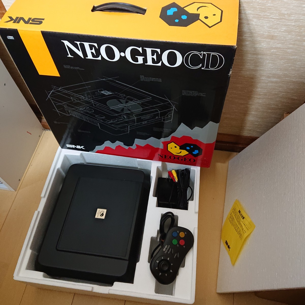 【全体的に状態が悪い】★希少★ 動作未確認 ジャンク扱い SNK NEOGEO CD ネオジオCD トップローディングタイプ 本体のみ レア NEO-GEO NEOGEO-CD CD-T01の ...