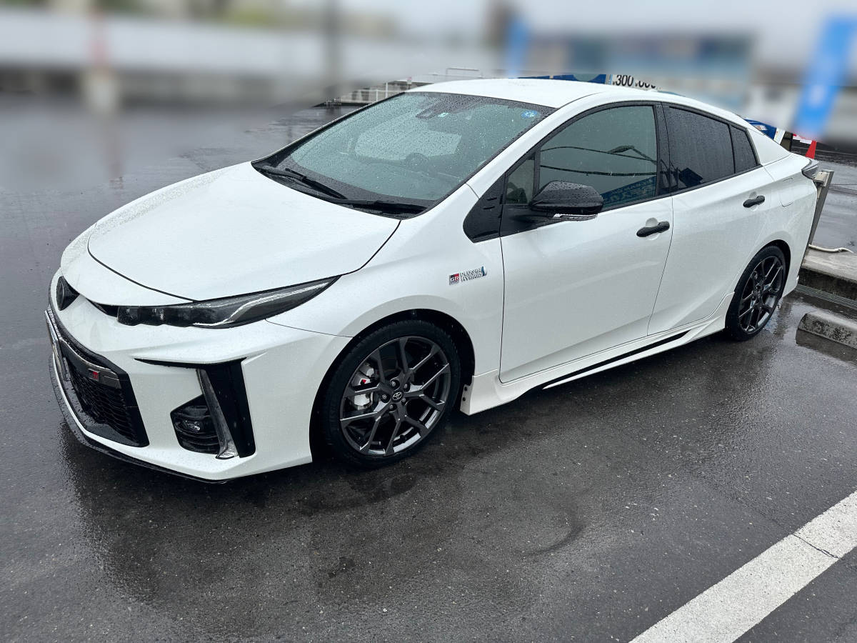 【走行距離 59,500 km】極上 プリウス PHV GR パール 修復無し ワンオーナー 車庫保管 オーディオだけでカスタム費80万以上 5人乗りの落札情報詳細 - Yahoo ...