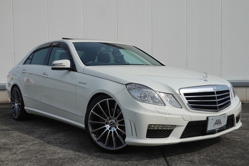 【走行距離 65,000 km】[AA評価4.5点]極上美車/AMG E63仕様/E300AVG/検R6年10月6日/実走6万㎞/黒本革 ...
