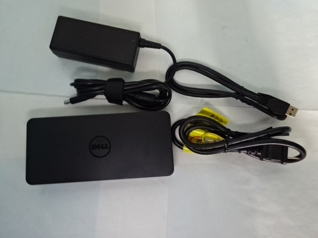 【目立った傷や汚れなし】DELL Display Link 4K Piug and Display Model:D3100 デル・ドッキング ...